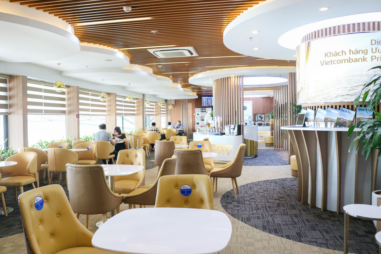 Không gian mang phong cách hiện đại, khẳng định chất lượng dịch vụ